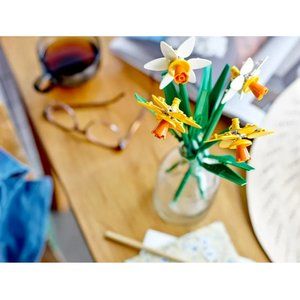 Lego | Toys | New Lego 4646 Daffodils Flowers Nib Sealed Unopened In ...